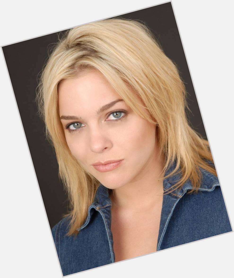 Carly Reeves | Official Site for Woman Crush Wednesday #WCW