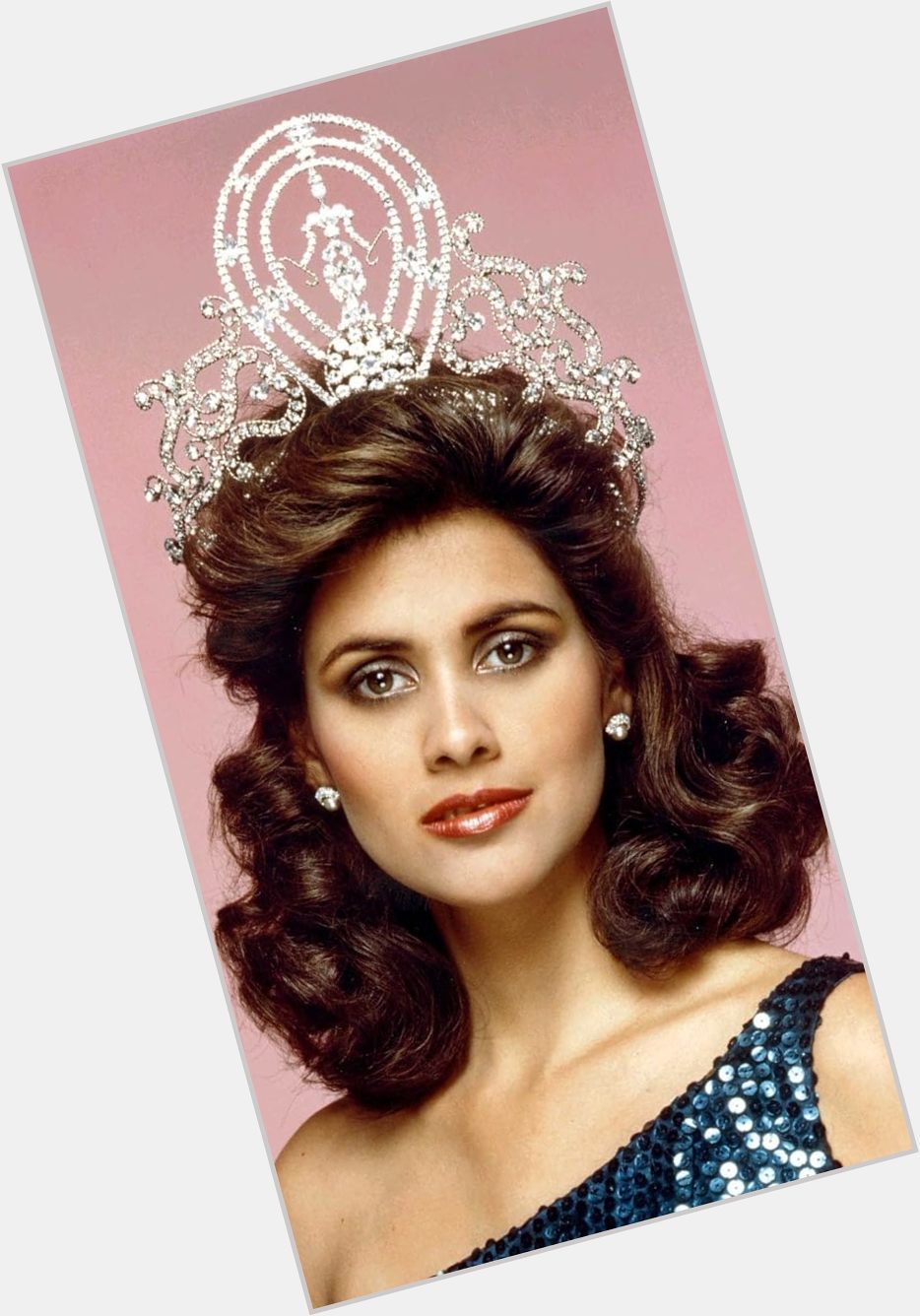 Deborah Carthy Deu | Official Site for Woman Crush Wednesday #WCW