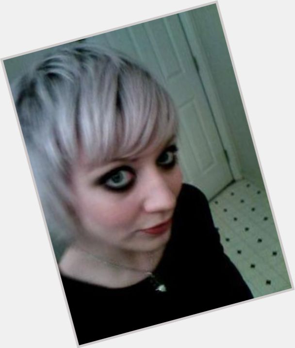 Eliza Cuts | Official Site for Woman Crush Wednesday #WCW