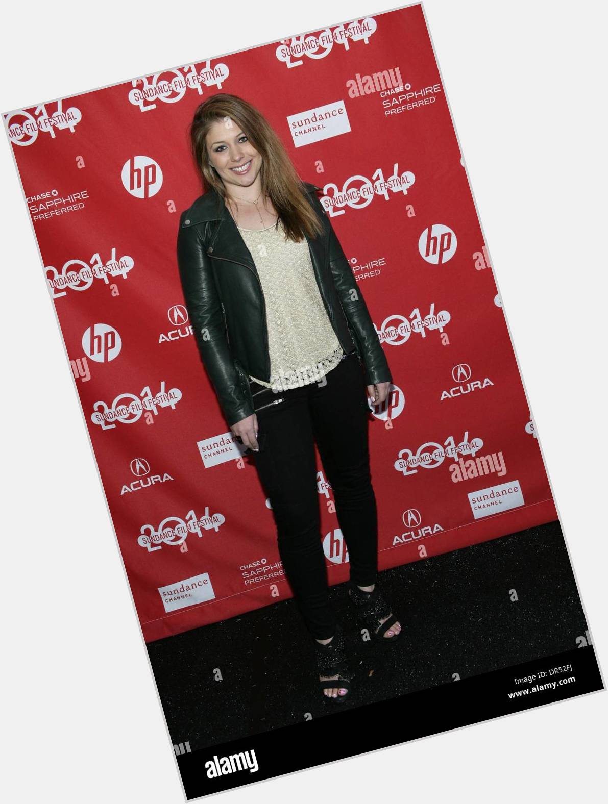 Elizabeth Jayne Hong | Official Site for Woman Crush Wednesday #WCW