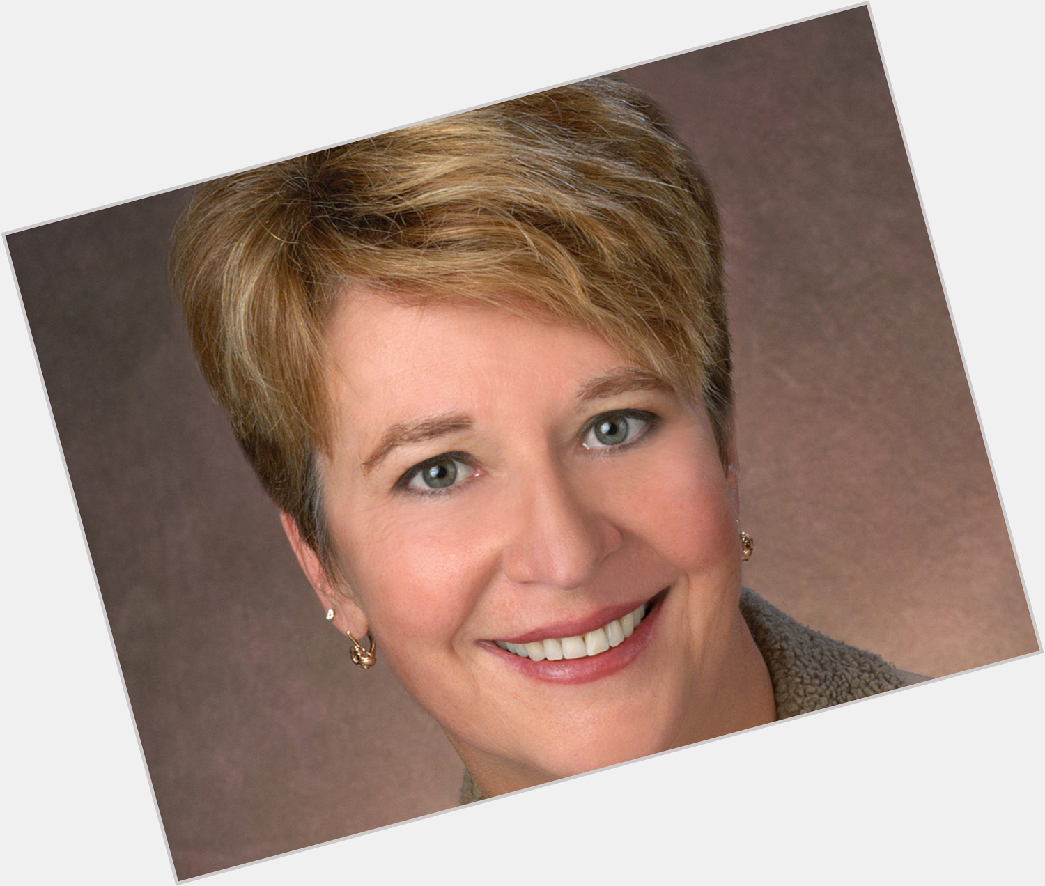 Elizabeth Palmer | Official Site for Woman Crush Wednesday #WCW