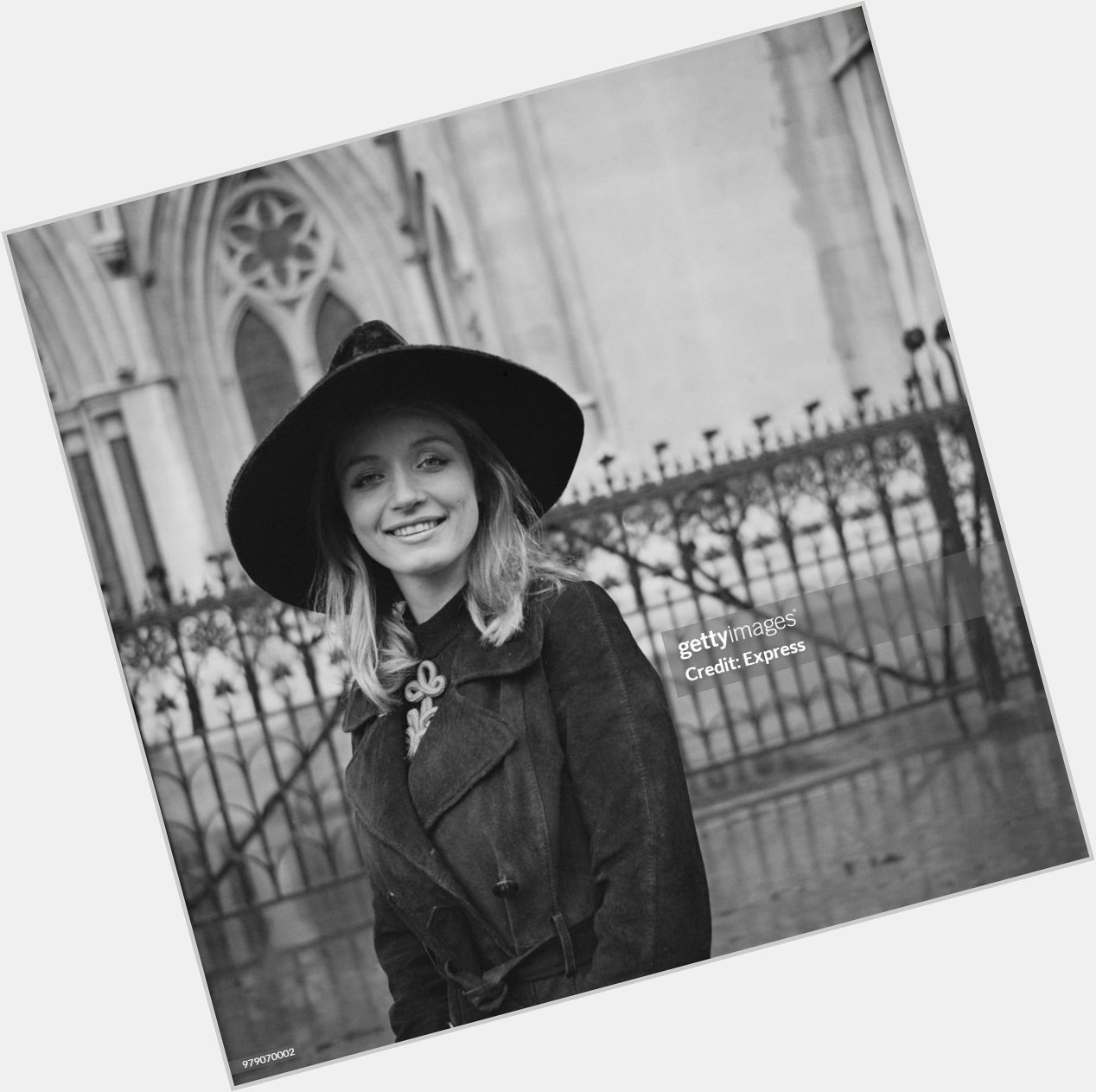 Fiona Curzon | Official Site for Woman Crush Wednesday #WCW