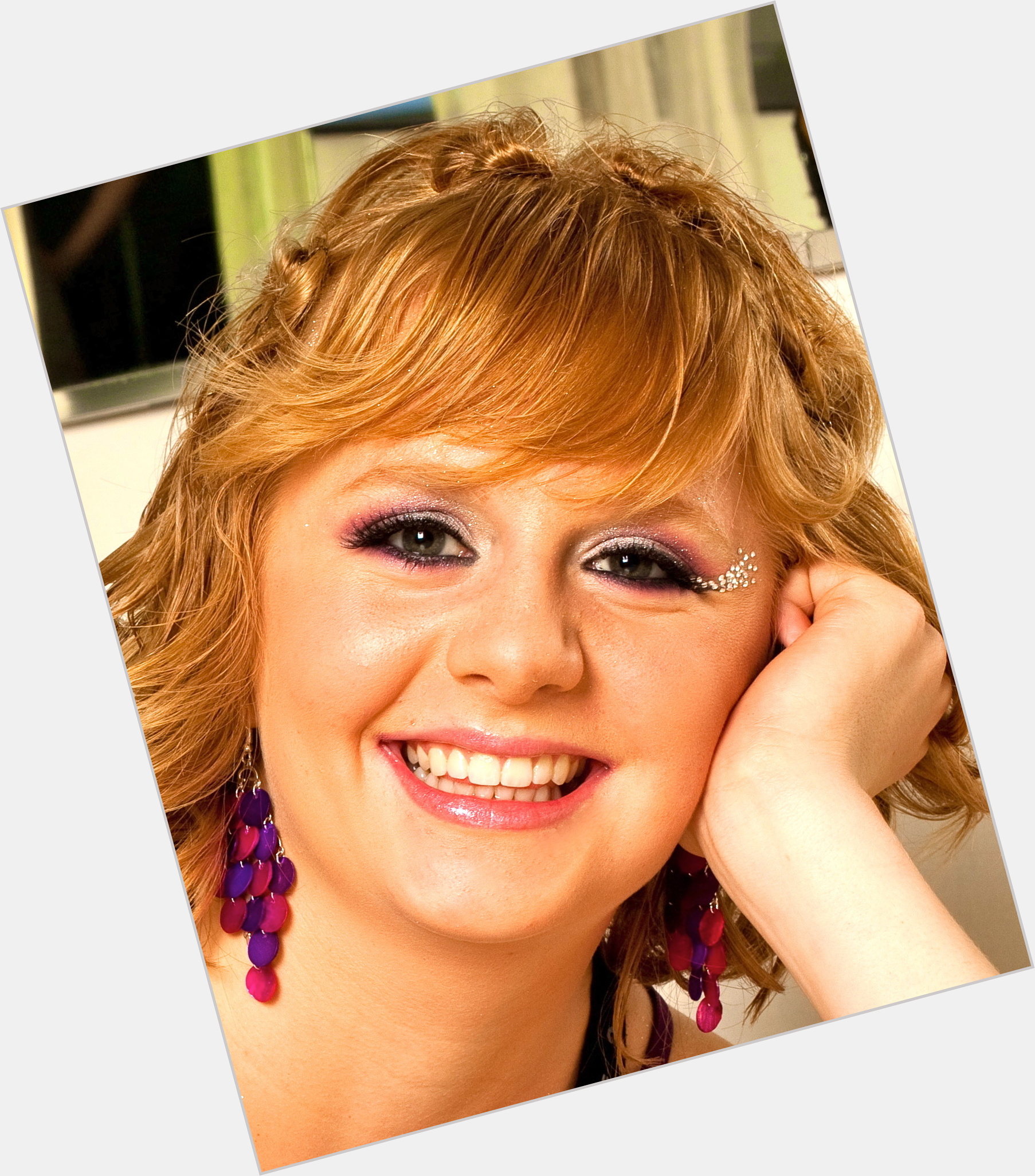 Hannah Kelsy | Official Site for Woman Crush Wednesday #WCW