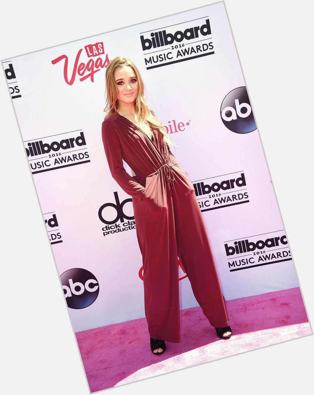 Heather Ann Russell | Official Site for Woman Crush Wednesday #WCW