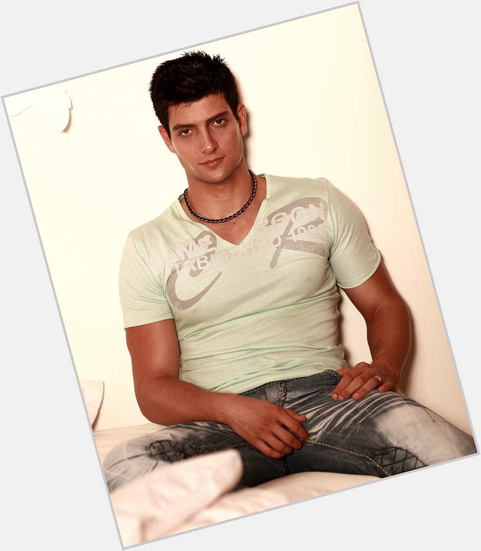 Izak Davel | Official Site for Man Crush Monday #MCM | Woman Crush ...