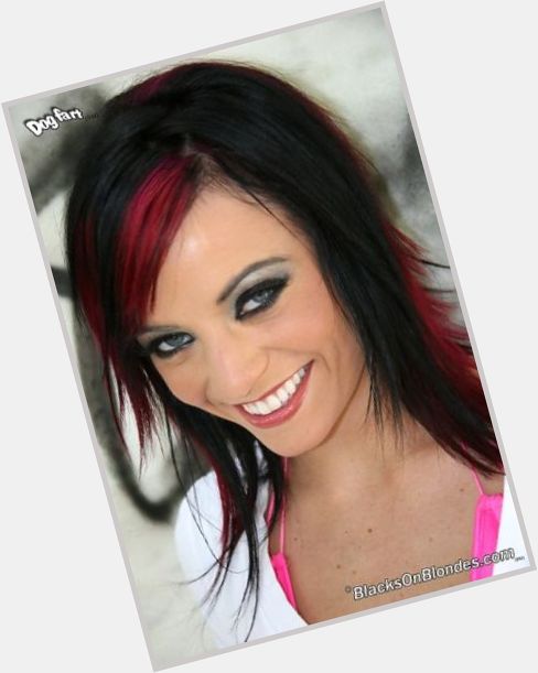 Jaylynn Sinns Official Site For Woman Crush Wednesday Wcw