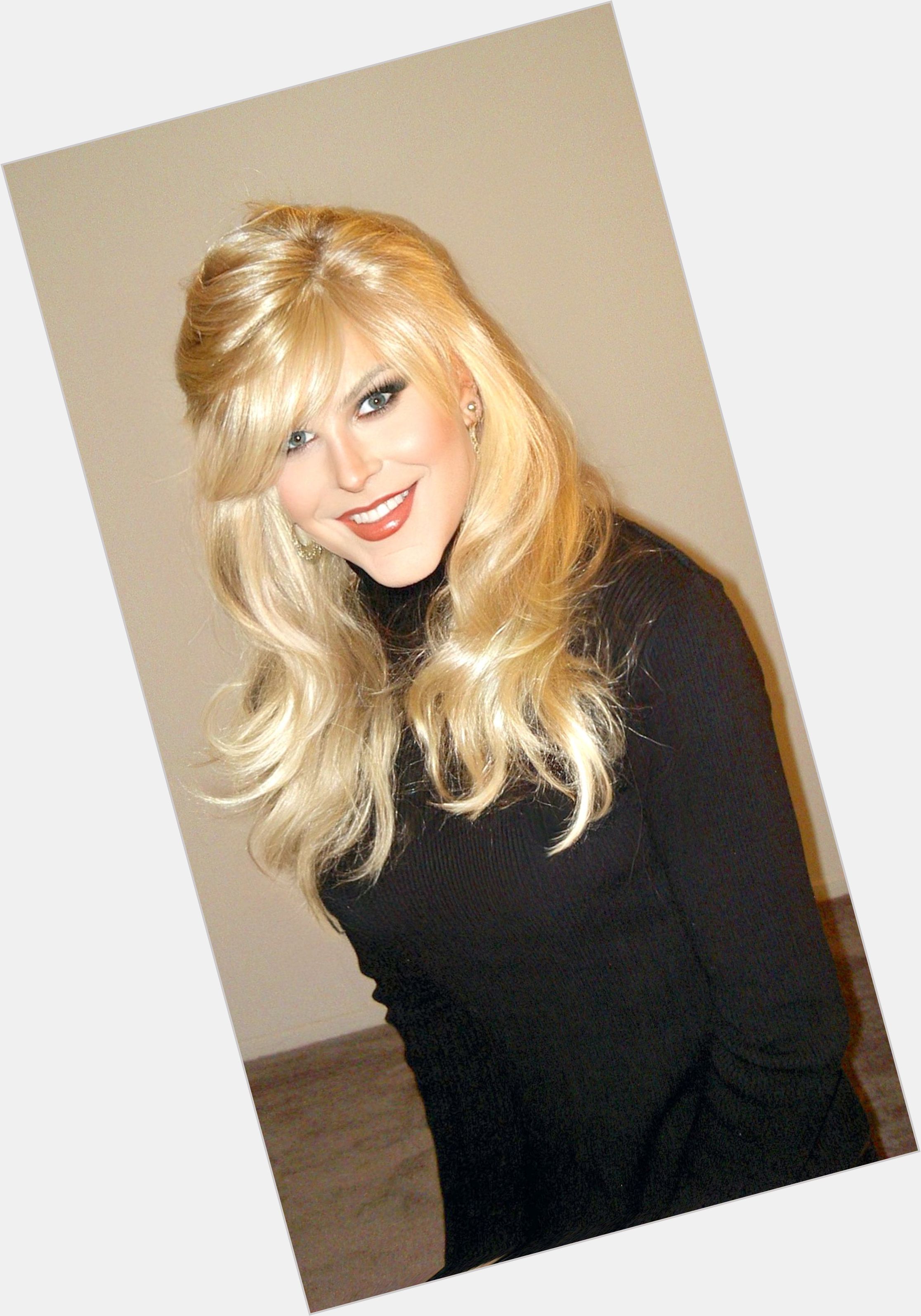 Jennifer Merrill | Official Site for Woman Crush Wednesday #WCW