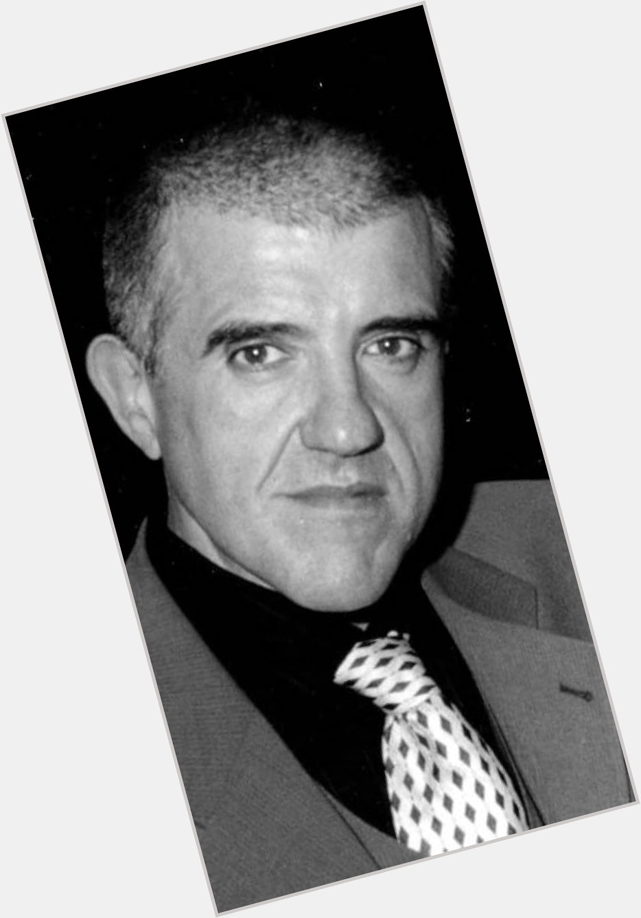 Jonathan Linsley | Official Site for Man Crush Monday #MCM | Woman ...