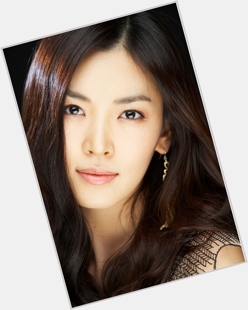 Kim So Yun | Official Site for Woman Crush Wednesday #WCW