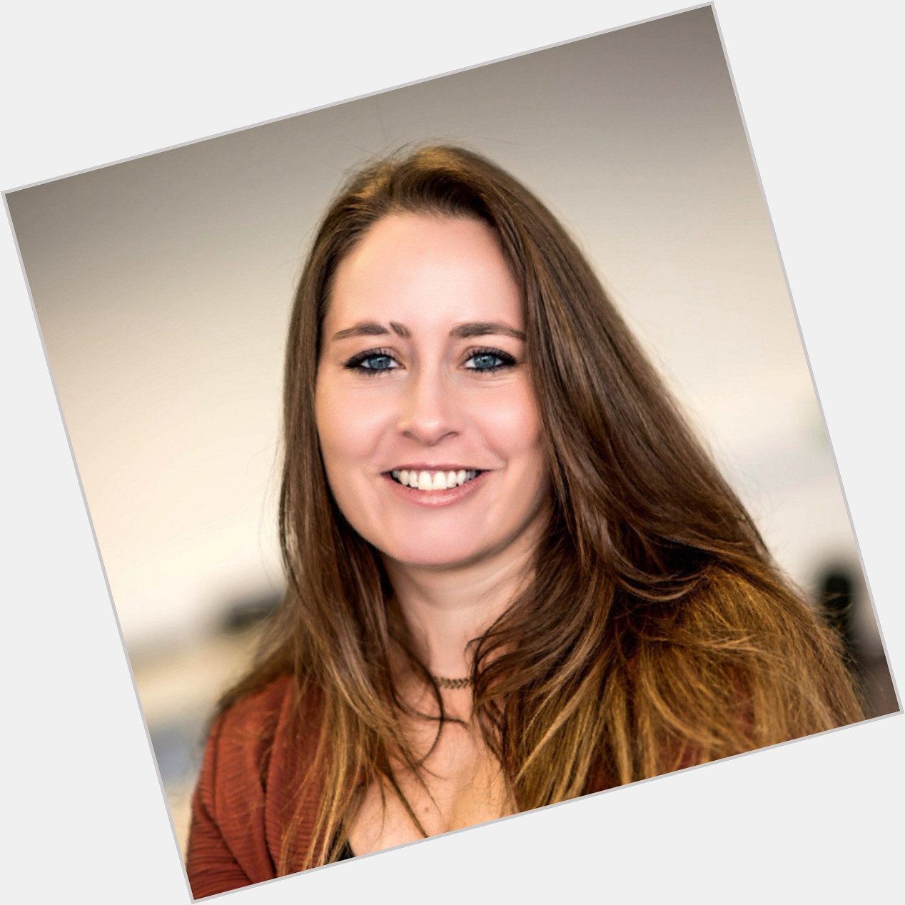 Linda (singer) | Official Site for Woman Crush Wednesday #WCW