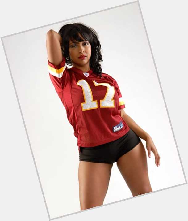 Lizz Robbins | Official Site for Woman Crush Wednesday #WCW