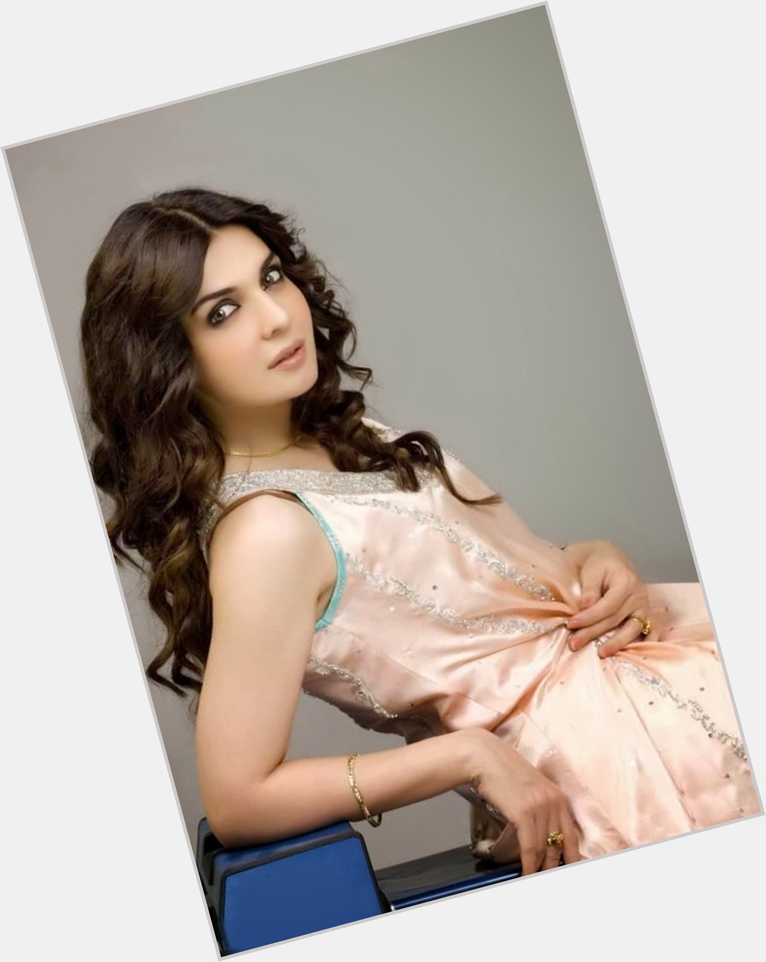 Mahnoor Baloch | Official Site for Woman Crush Wednesday #WCW