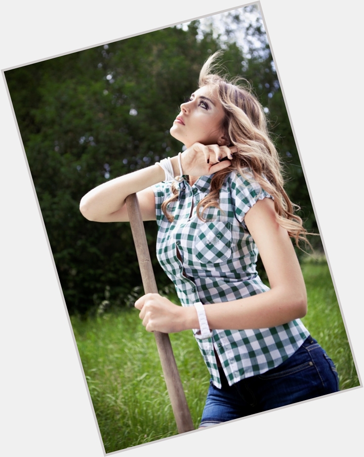 Maria Perrusi | Official Site for Woman Crush Wednesday #WCW