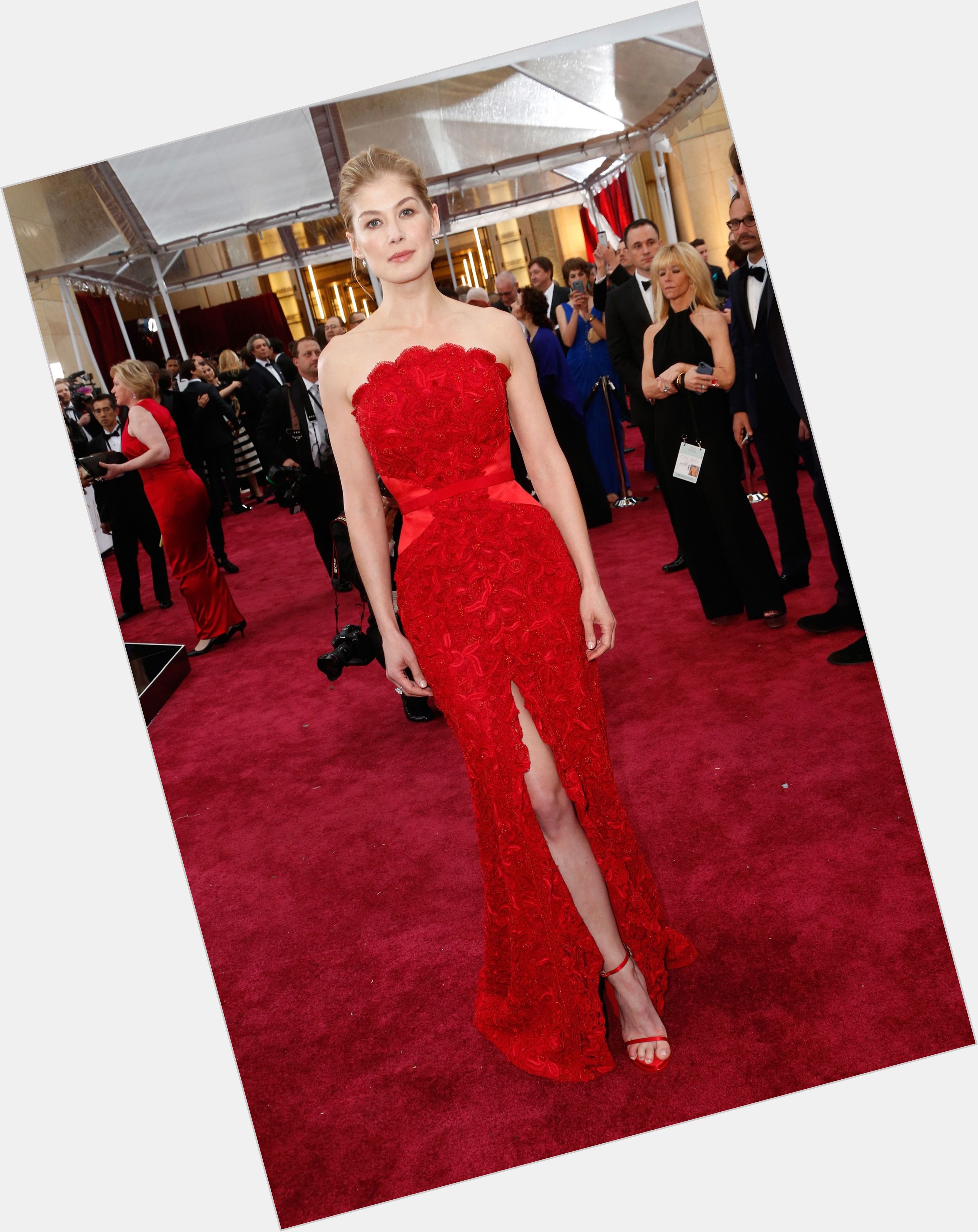 Oscar Dragon | Official Site for Man Crush Monday #MCM | Woman Crush ...