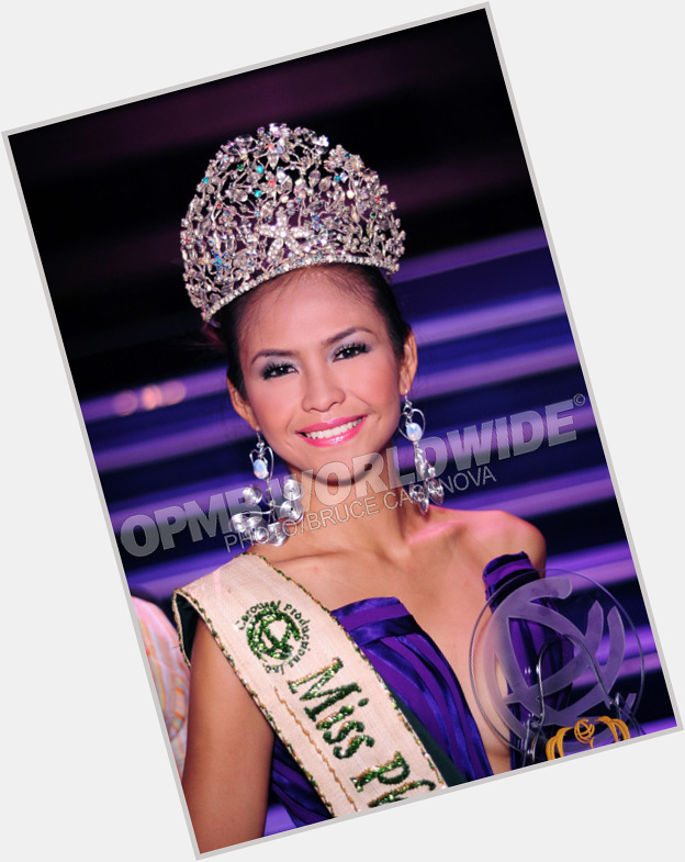 Psyche Resus | Official Site for Woman Crush Wednesday #WCW