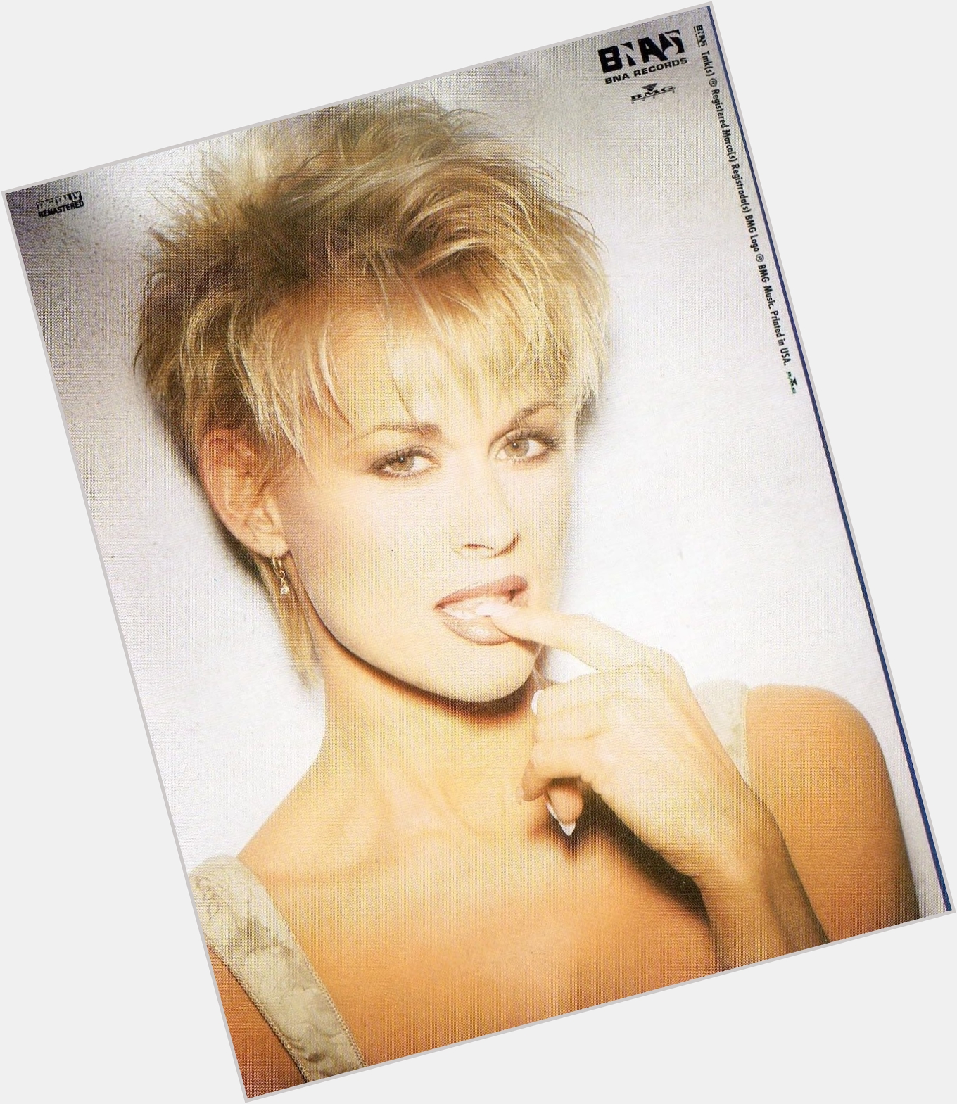 S Lorrie Hull | Official Site for Woman Crush Wednesday #WCW