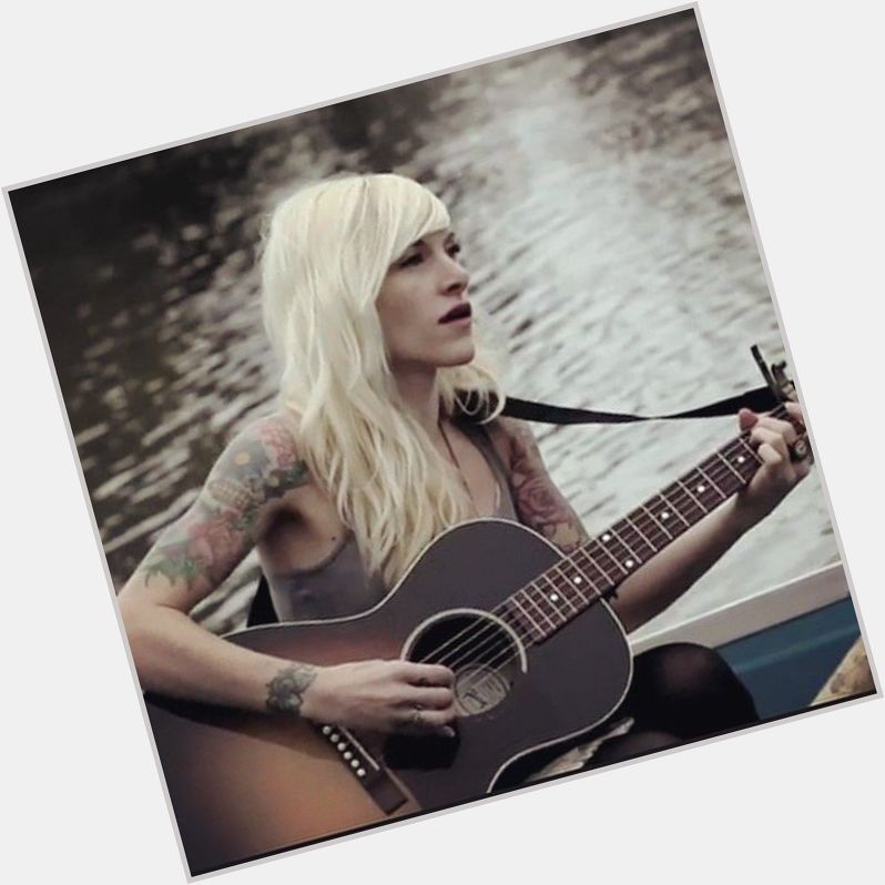 Sarah Sinn | Official Site for Woman Crush Wednesday #WCW