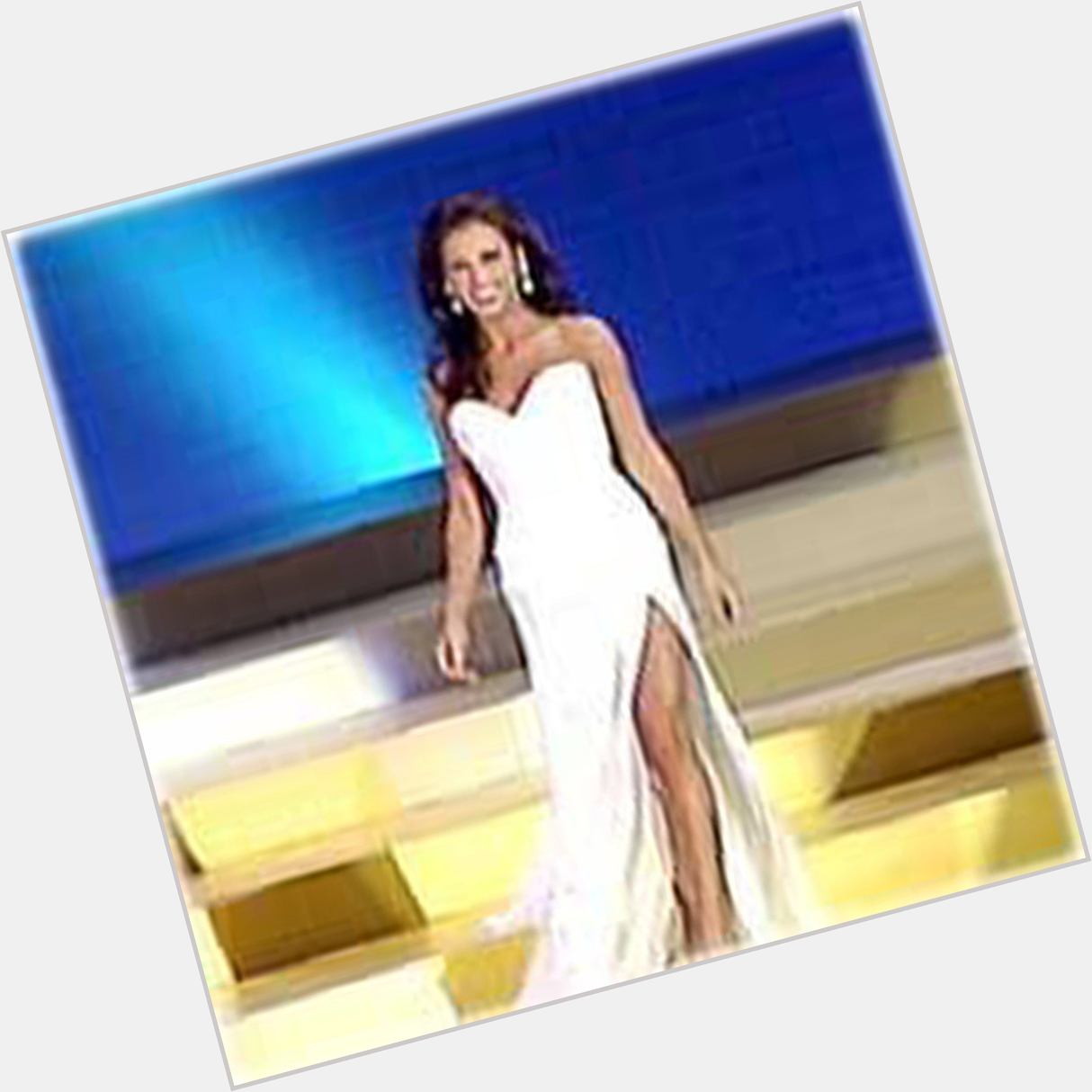 Taryn Foshee | Official Site for Woman Crush Wednesday #WCW