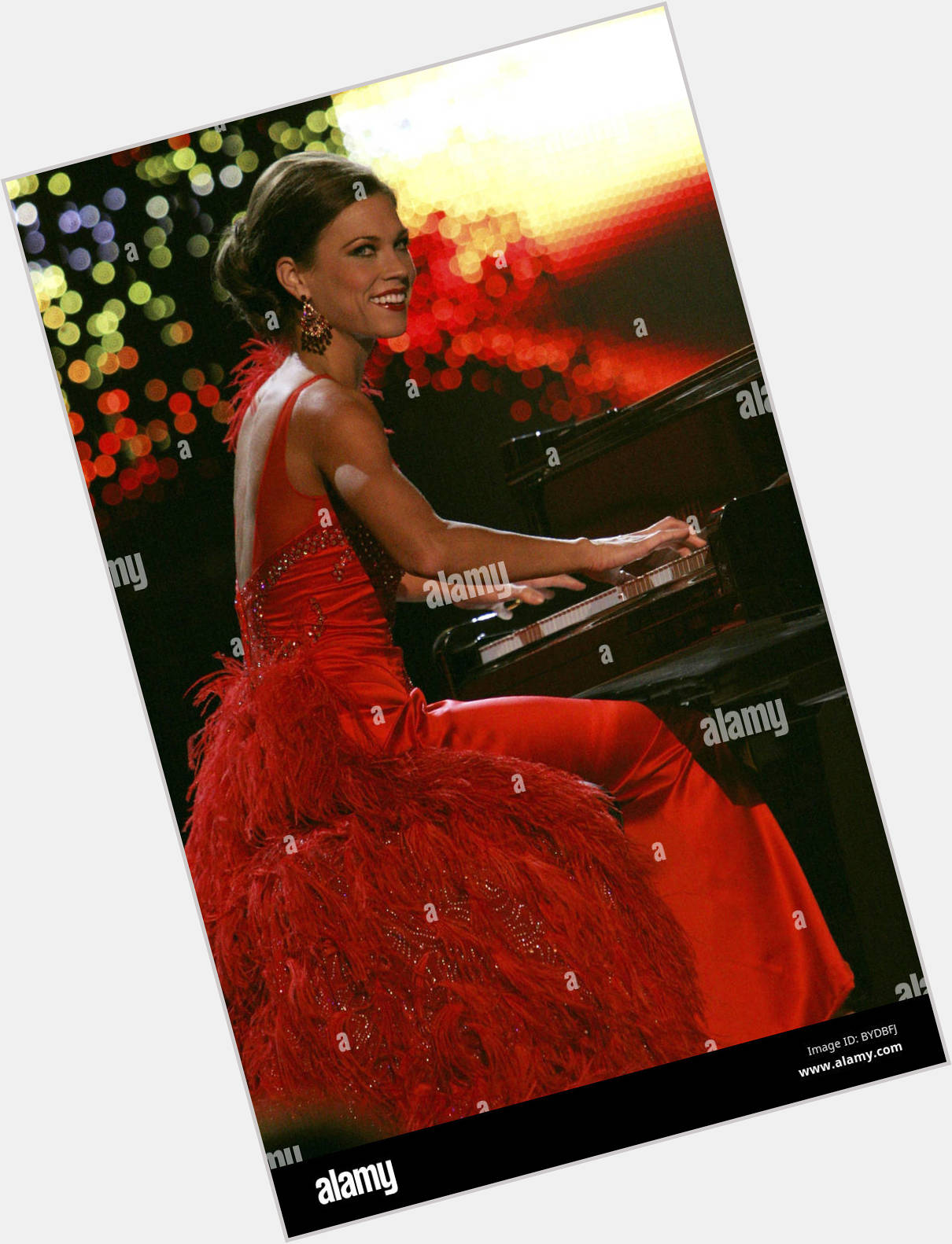 Taryn Foshee | Official Site for Woman Crush Wednesday #WCW