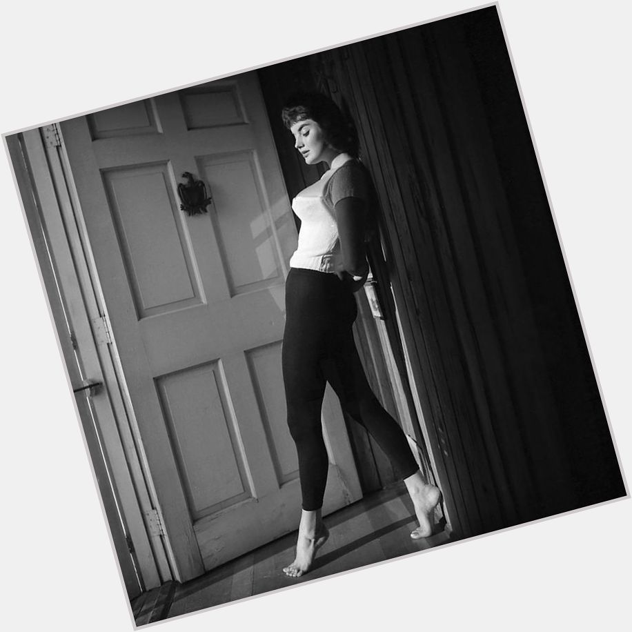 Zahra Norbo | Official Site for Woman Crush Wednesday #WCW